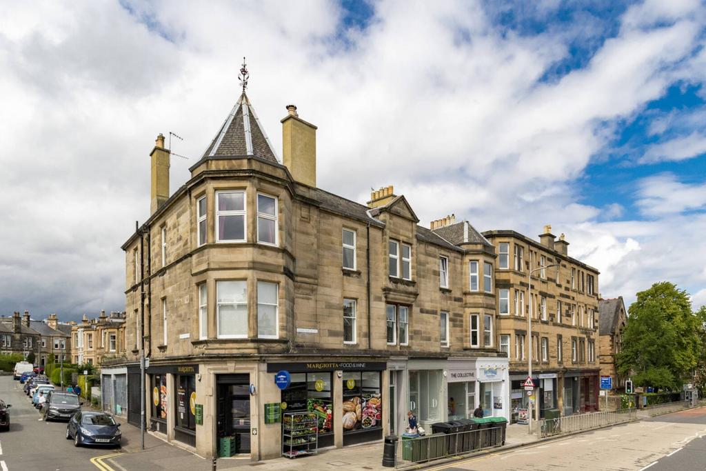 140a 2f2 Comiston Road, Edinburgh... 4 bed flat for sale - £400,000