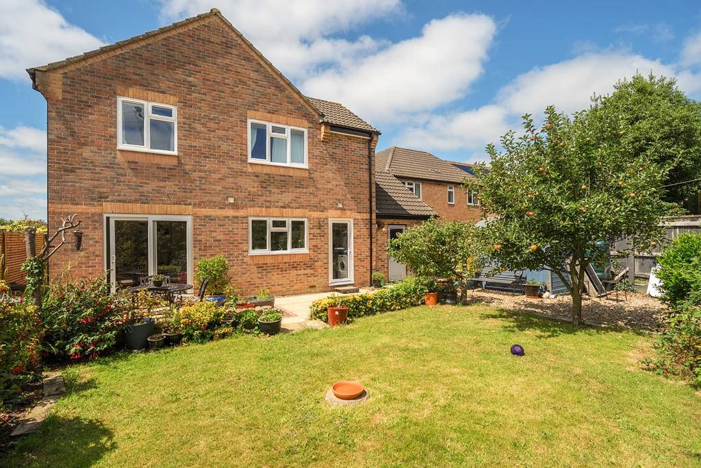 Fairfax Way, Torrington EX38 4 bed detached house for sale - £375,000