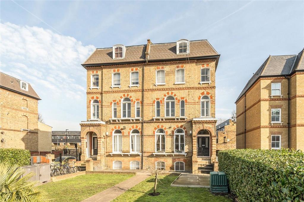 Brixton Road, London SW9 2 bed flat - £425,000