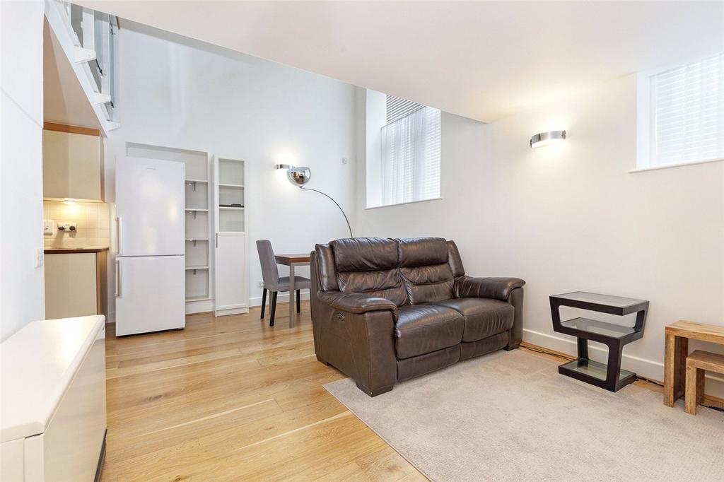 Princeton Street, London, WC1R 1 bed apartment - £2,600 pcm (£600 pw)
