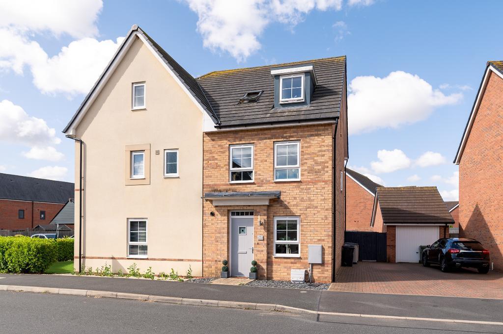 Brooklands, Milton Keynes MK10 4 bed semi-detached house - £415,000