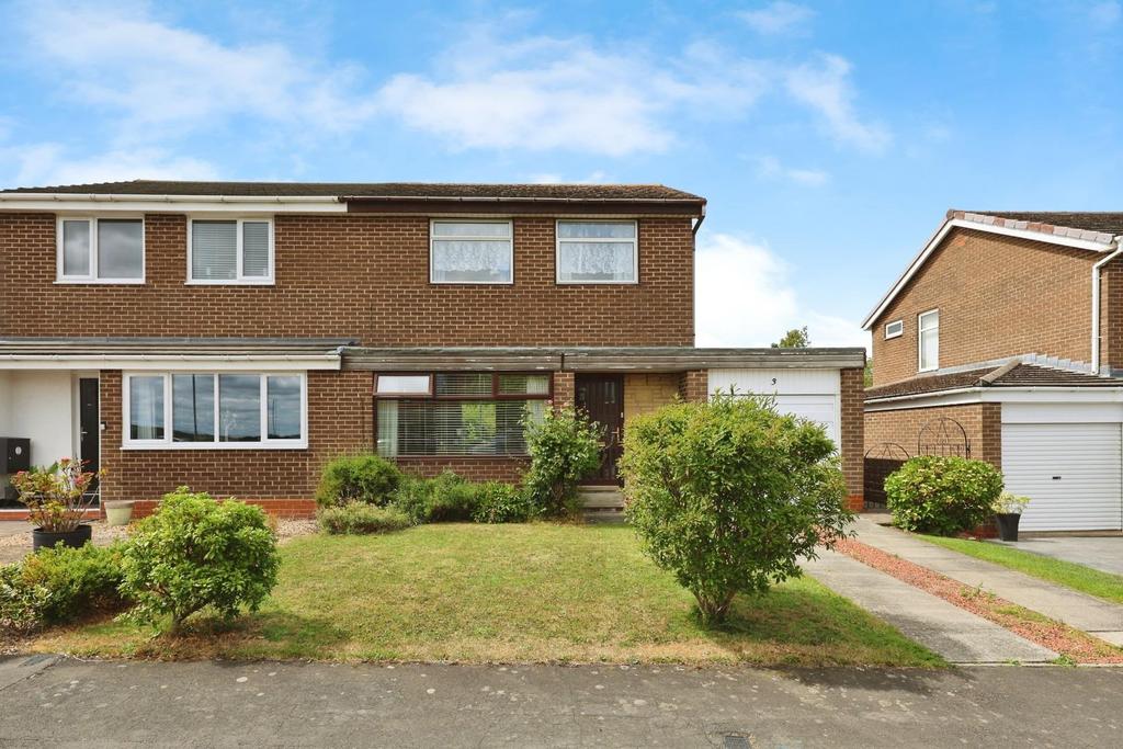 Linburn Drive, Bishop Auckland 3 bed semi-detached house for sale - £ ...