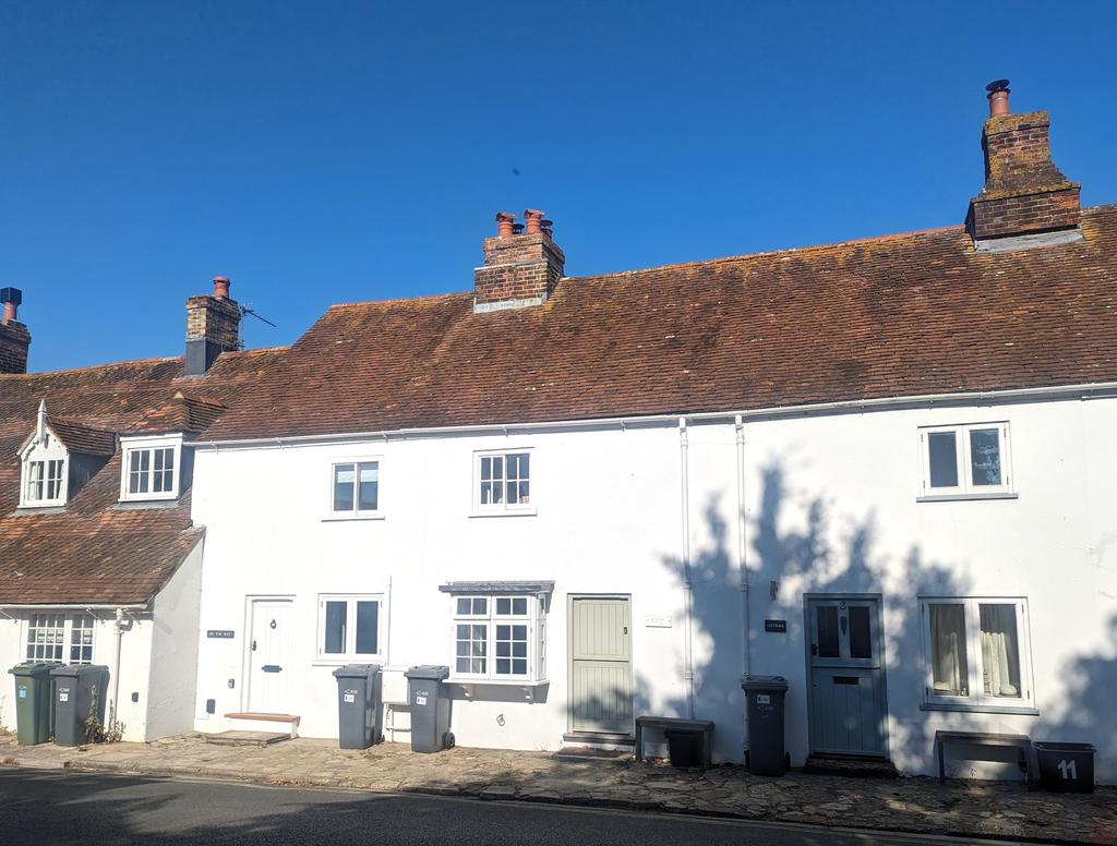 Seaview PO34 3 bed cottage to rent - £1,650 pcm (£381 pw)