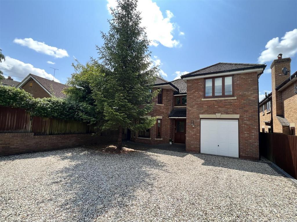 Mill Lane, Blakedown, Kidderminster 5 bed detached house for sale - £ ...
