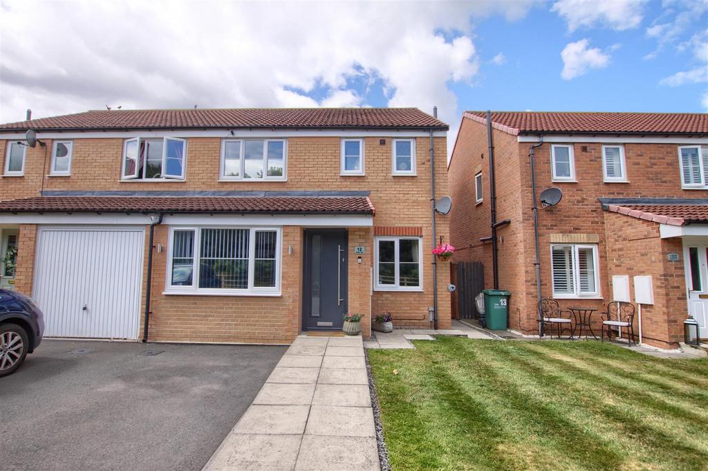 Hembury Court, Ingleby Barwick 3 bed semi-detached house - £199,995