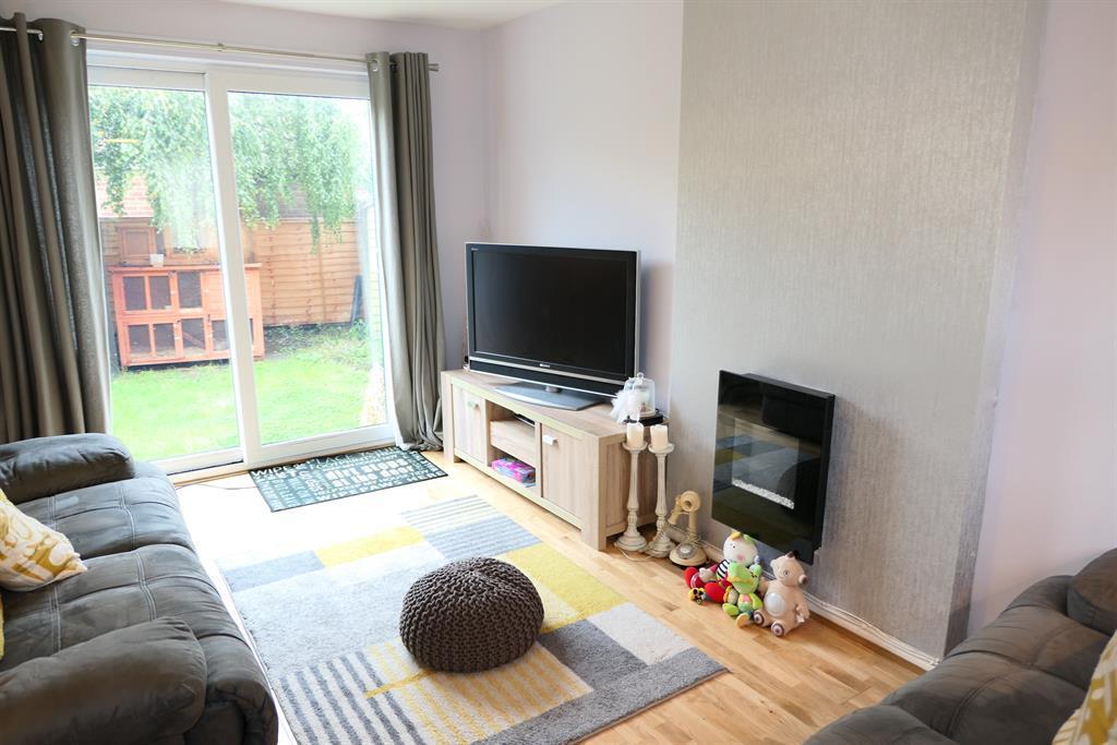 High Bank View, Colton, Leeds 2 bed semi-detached house to rent - £ ...