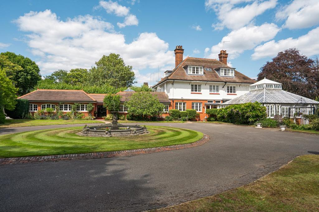 Lower Teddington Road, Surrey KT1 6 bed detached house for sale - £ ...