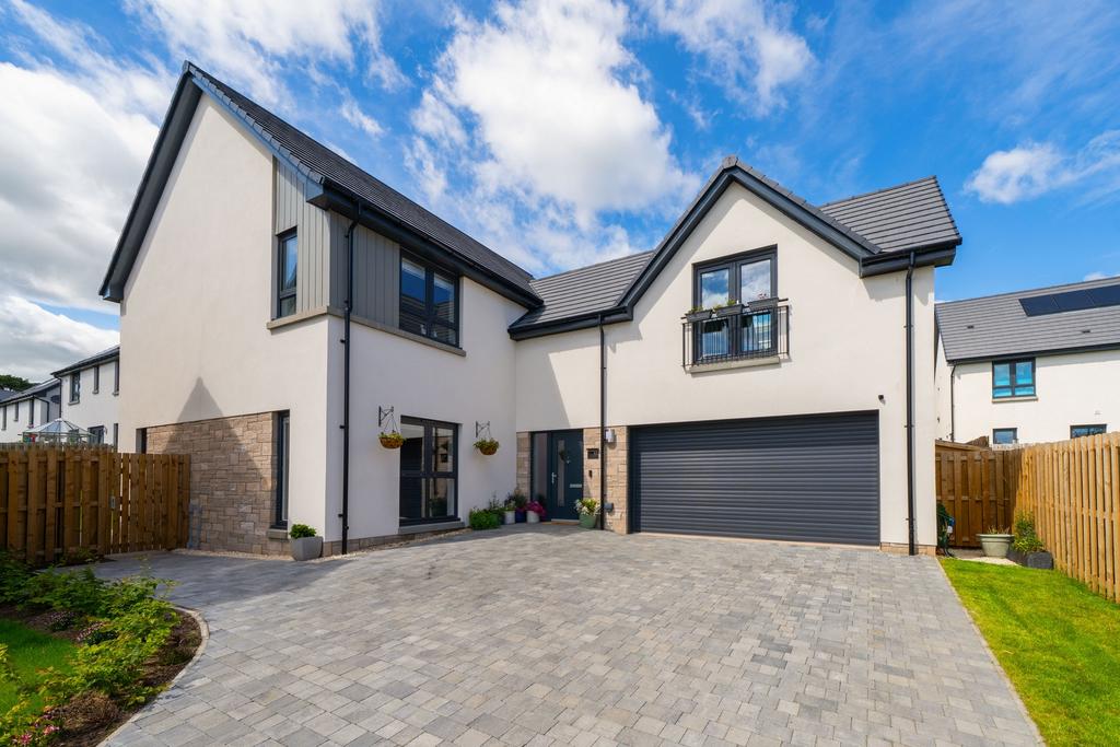 Clatto Gardens, Strathkinness, KY16 5 bed detached house for sale - £ ...