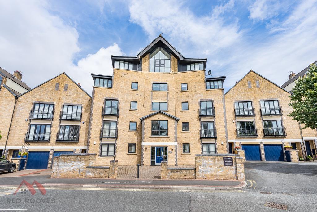 South Ferry Quay, Liverpool, L3 2 bed apartment for sale - £215,000