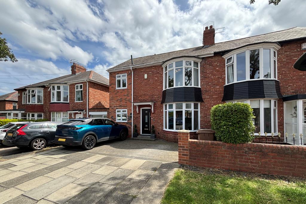 Walwick Road, South Wellfield... 4 bed semi-detached house for sale - £ ...