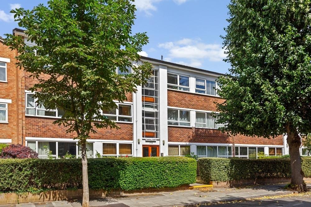 Tunstall Court, Hatherley Road, Kew... 2 bed flat for sale - £525,000