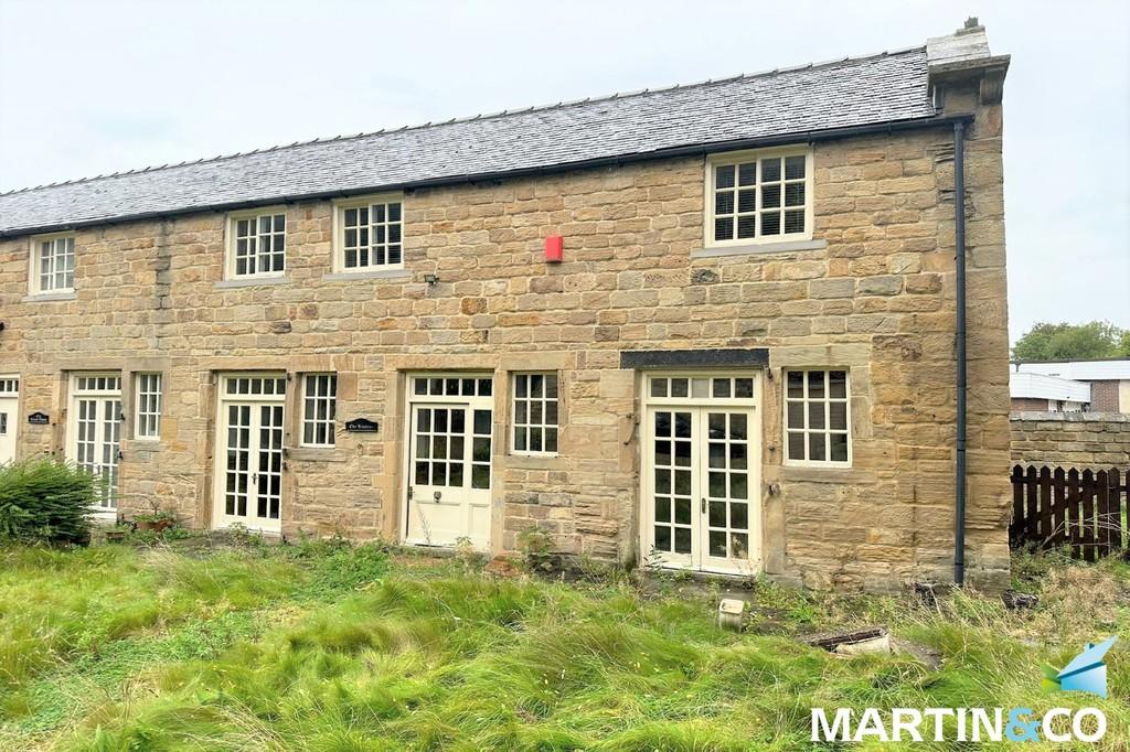 Kettlethorpe Hall, Wakefield WF2 3 bed semi-detached house - £1,300 pcm ...