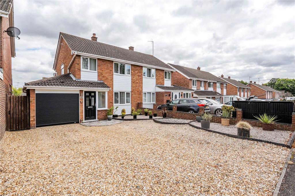 Whaddon Way, Milton Keynes MK3 3 bed semi-detached house for sale - £ ...