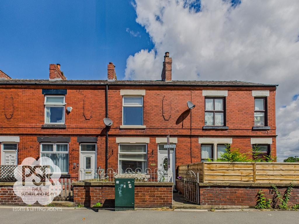 Buxton Road, Disley, SK12 2 bed terraced house for sale - £260,000