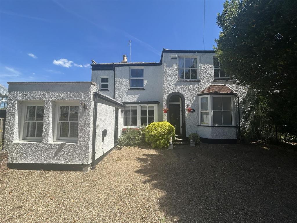 Little Bushey Lane, Bushey WD23 5 bed semi-detached house - £899,950
