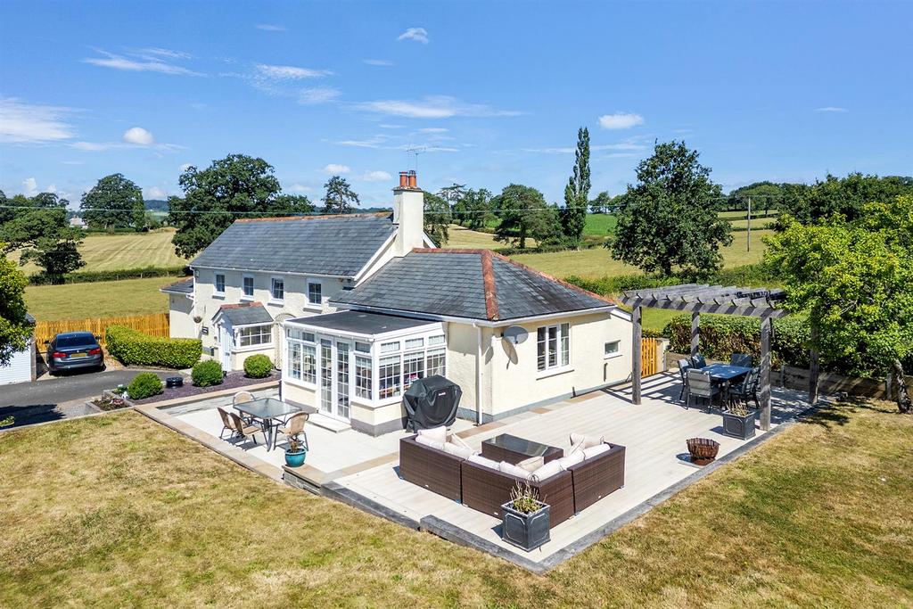 Awliscombe, Honiton 3 bed detached house - £600,000