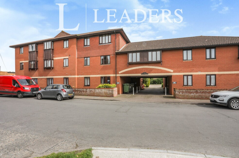 Cage Lane, Felixstowe 1 bed flat - £750 pcm (£173 pw)