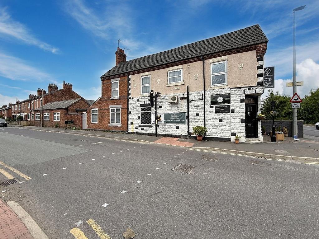 HOUSE SHARE Booth Lane, Middlewich... 6 bed house share - £525 pcm (£ ...