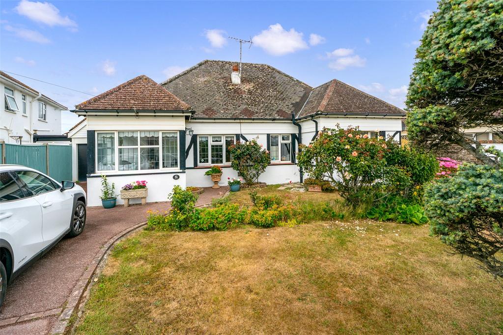 South Drive, Ferring, Worthing, West... 2 bed bungalow - £630,000