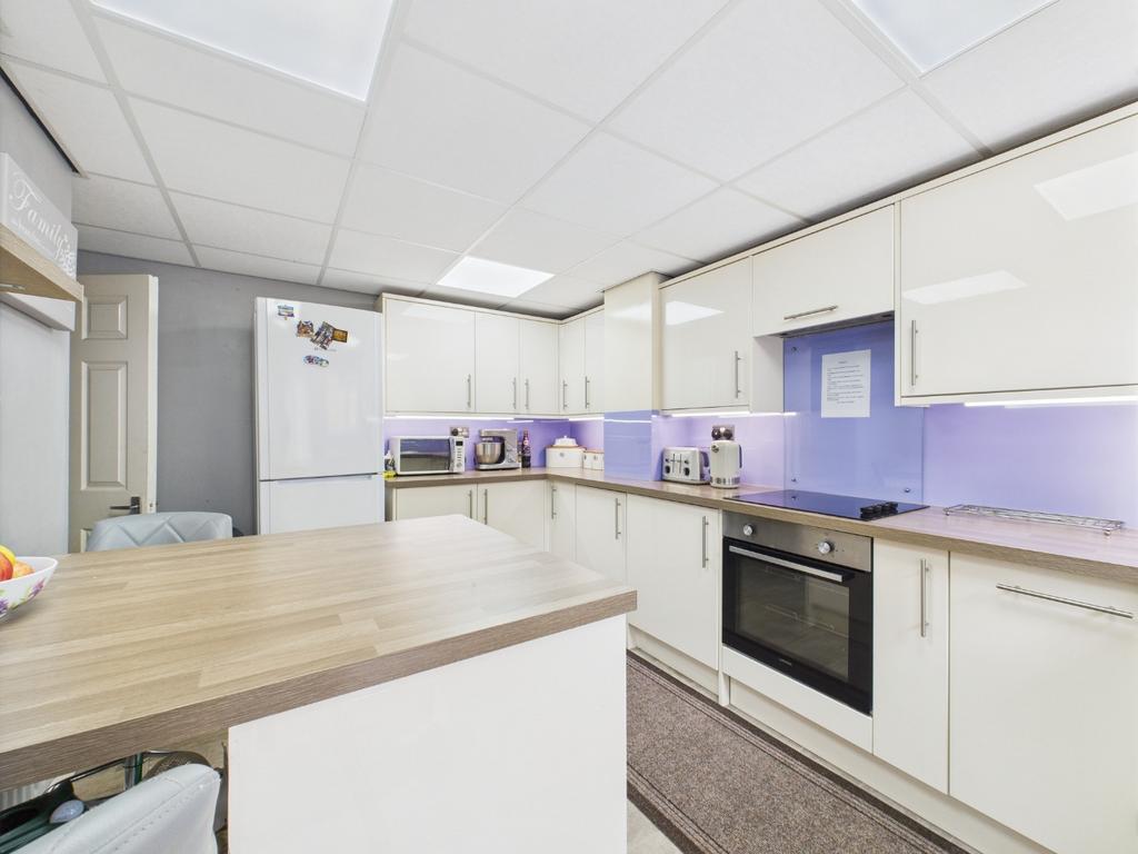 Downham Way, Bromley BR1 3 bed terraced house for sale - £475,000