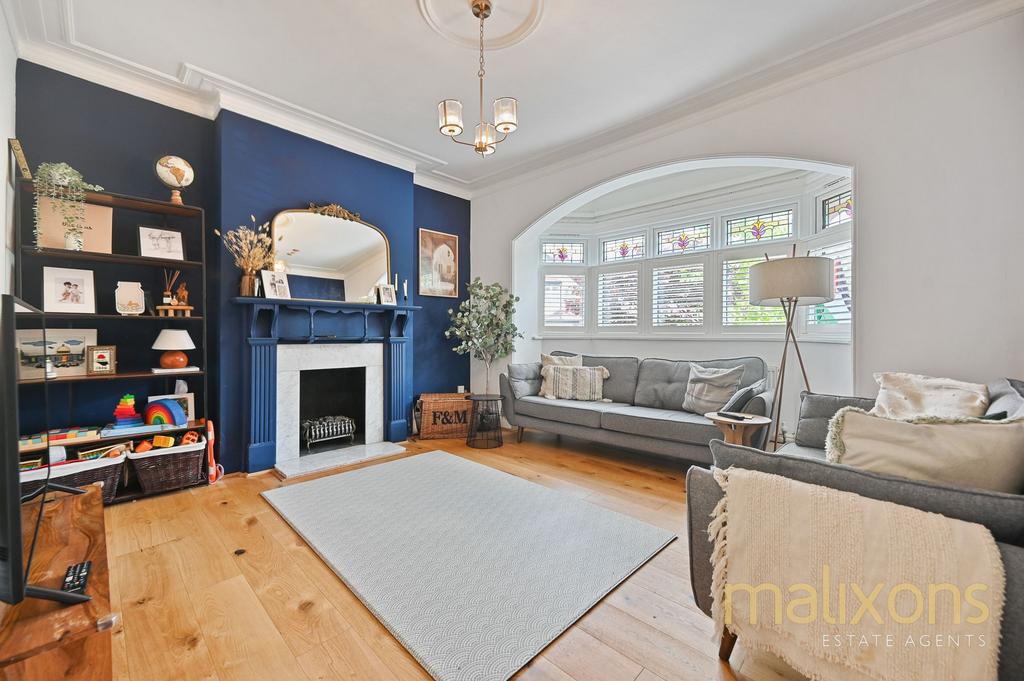 Hilldown Road, London SW16 4 bed semi-detached house to rent - £3,500 ...