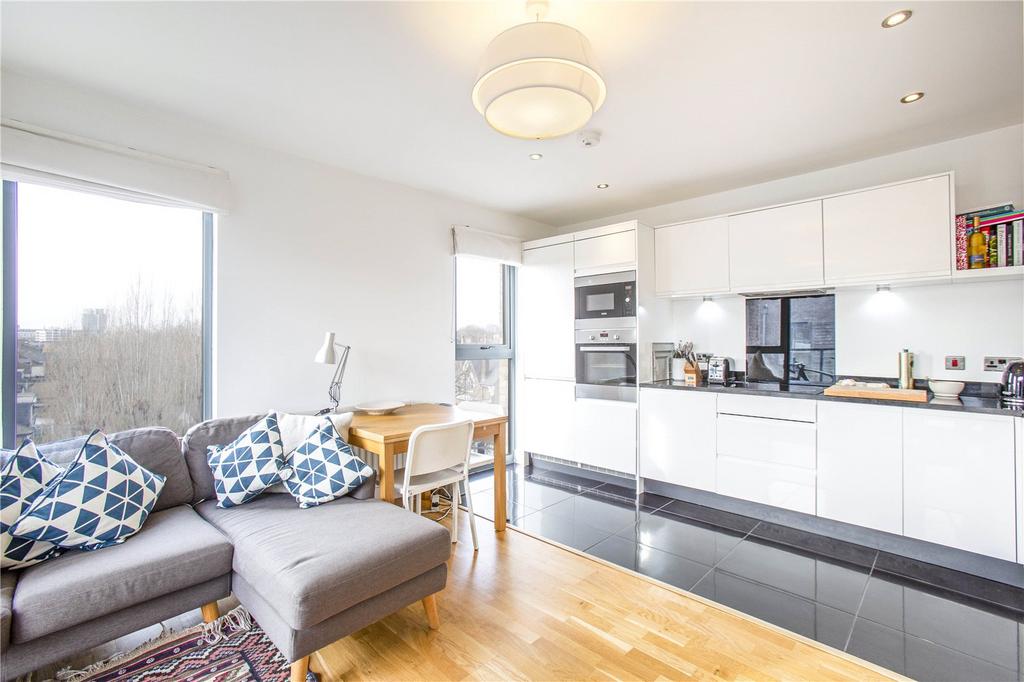 Hythe House, Green Lanes, London, N4 2 bed apartment - £2,600 pcm (£600 pw)