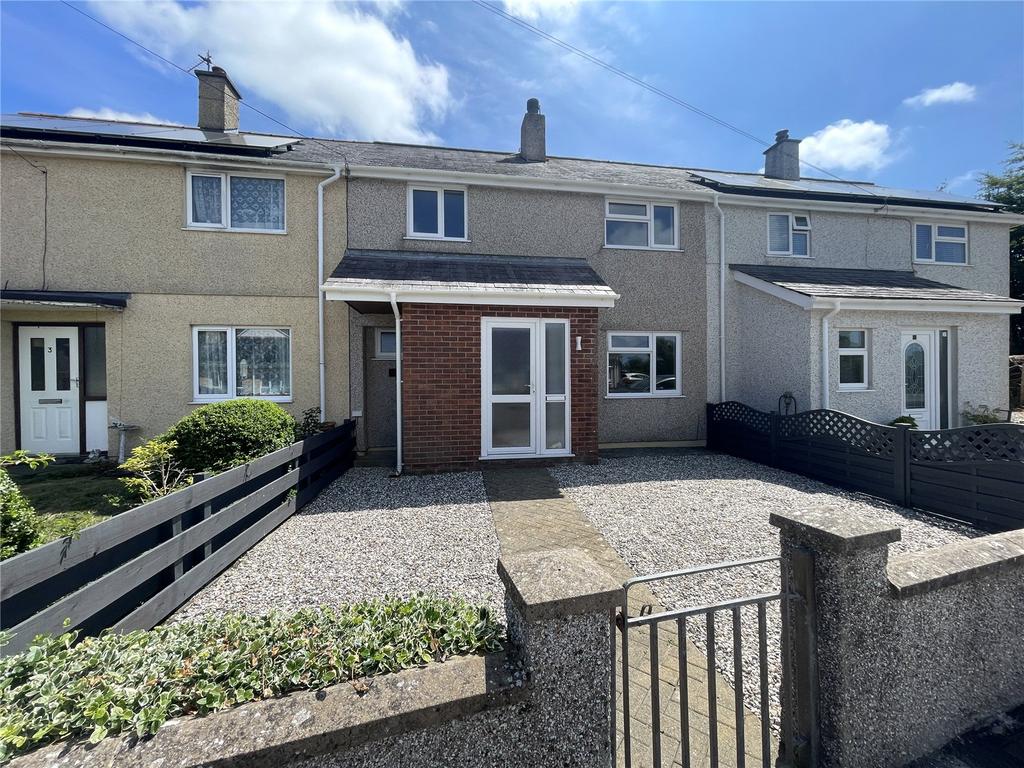 Bro Celyn, Tynlon, Llynfaes, LL65 3 bed terraced house - £750 pcm (£173 pw)