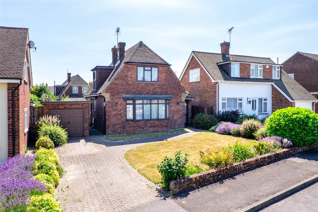 Poplar Walk, Meopham, Gravesend... 3 bed detached house for sale - £500,000