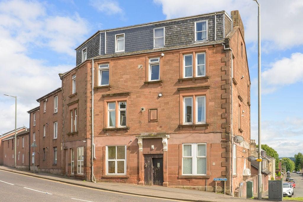 Falkirk Road, Larbert, FK5 1 bed flat - £65,000