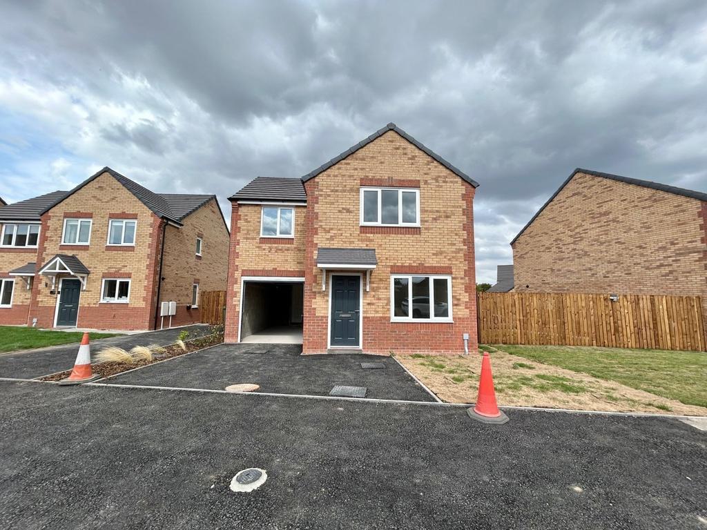 Dragonfly Way, Rhodesia, Worksop, S80 3 bed detached house - £1,150 pcm ...