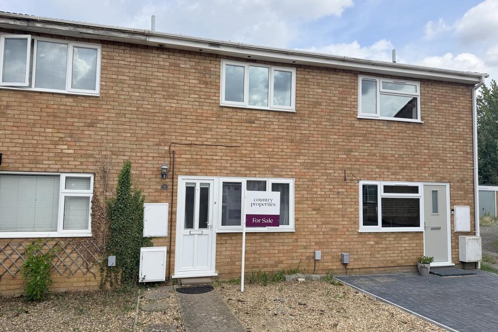 Dunstable Close, Flitwick, MK45 2 bed terraced house for sale - £260,000