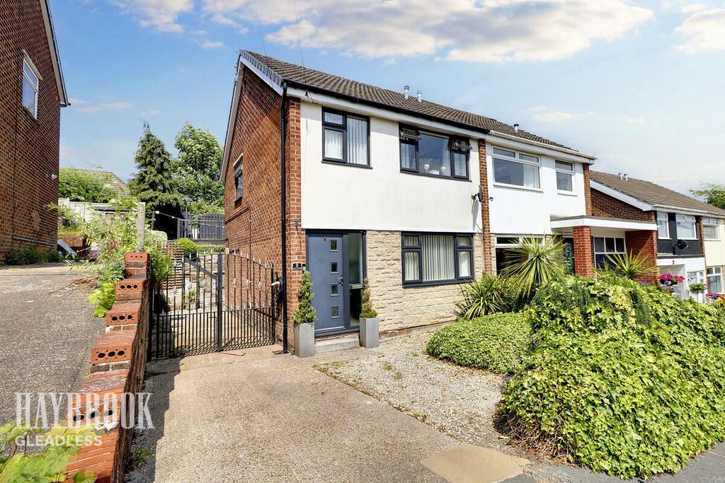 Carrfield Drive, Sheffield 3 bed semi-detached house for sale - £240,000