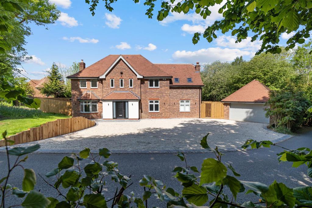 Kington Rise, Claverdon, Warwick 5 bed detached house to rent - £6,000 ...