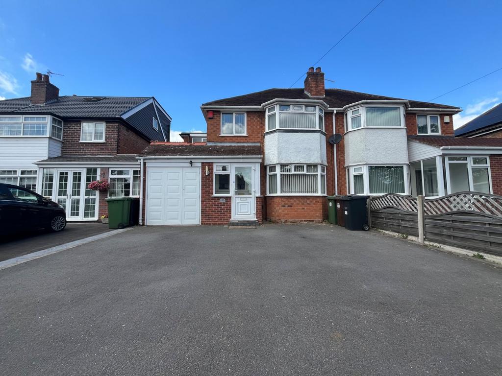 Damson Lane, Solihull, West Midlands... 4 bed semi-detached house - £ ...