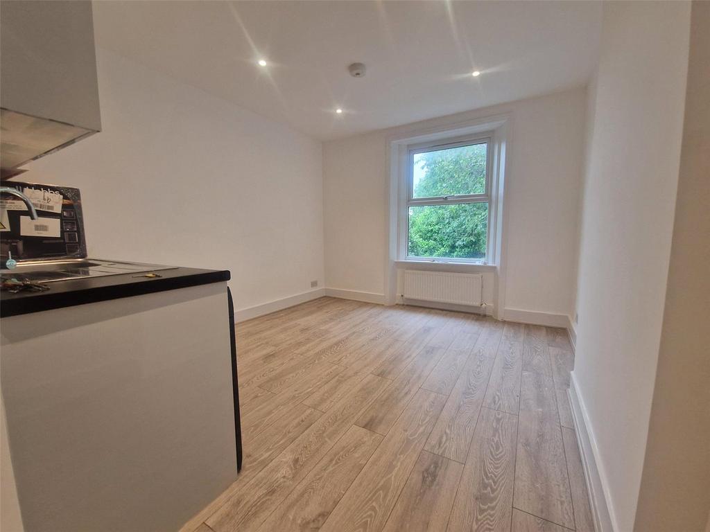 Elm Grove, Crouch End, London, N8 Studio - £1,000 pcm (£231 pw)