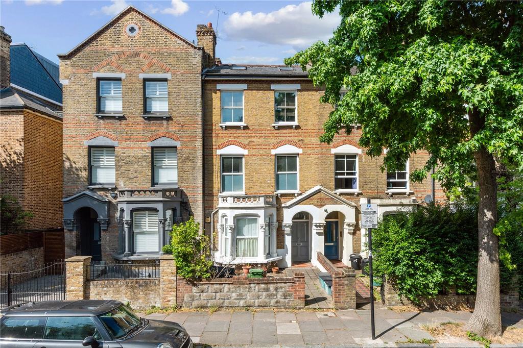 Highbury Hill, London, N5 2 bed apartment for sale - £950,000