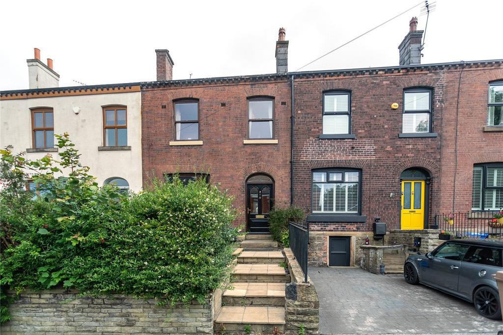 Broad Lane, Rochdale OL16 3 bed terraced house for sale - £300,000
