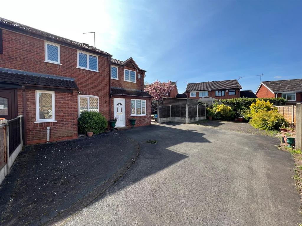 Perivale Way, Stourbridge, DY8 4ND 3 bed semi-detached house for sale ...