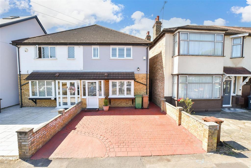 Hampton Road, Chingford 4 bed semi-detached house for sale - £650,000