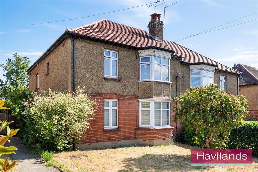 Berry Close, London 2 bed maisonette for sale - £400,000