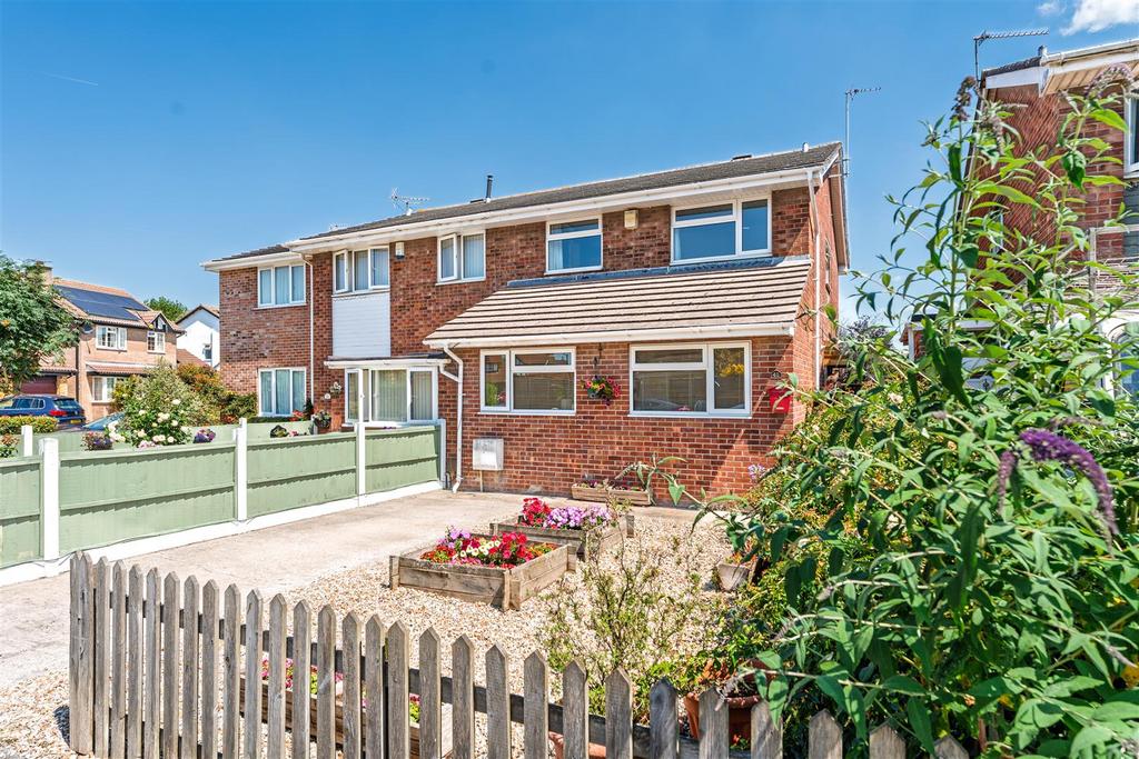 Three bedroom family home, affording... 3 bed semi-detached house for ...