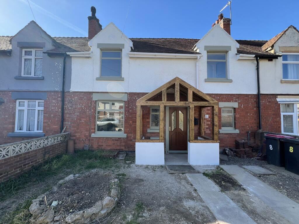 Rotherhams Hill, Atherstone CV9 3 bed cottage - £240,000