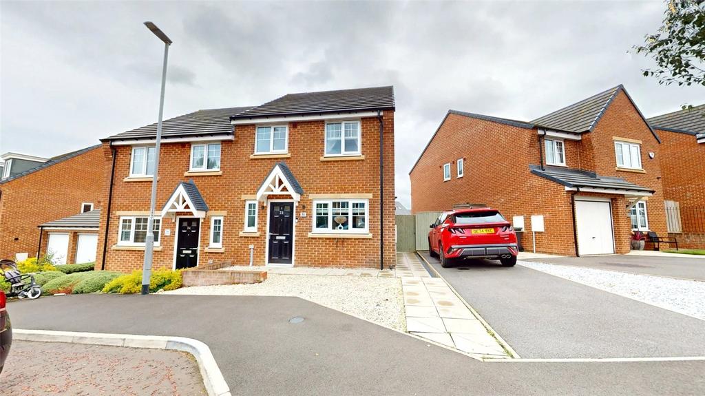 Mulberry Way, Seaham SR7 3 bed semi-detached house - £195,000