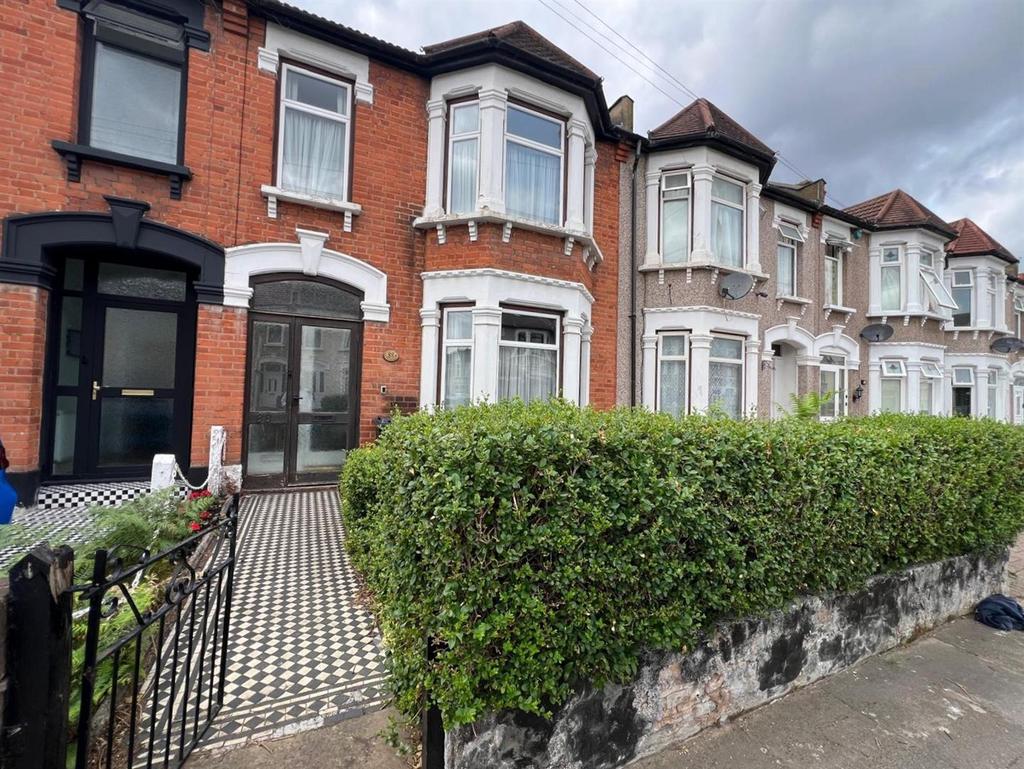 Cobham Road, Ilford 3 bed house for sale - £470,000