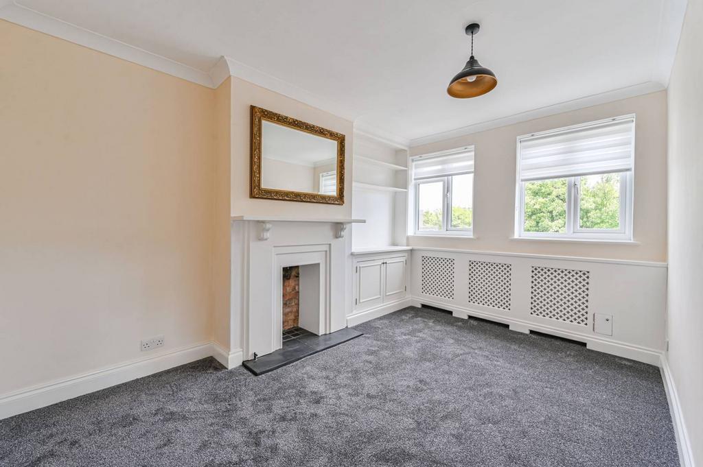 Palace Road, Tulse Hill, London, SW2 1 bed flat to rent - £1,895 pcm (£ ...