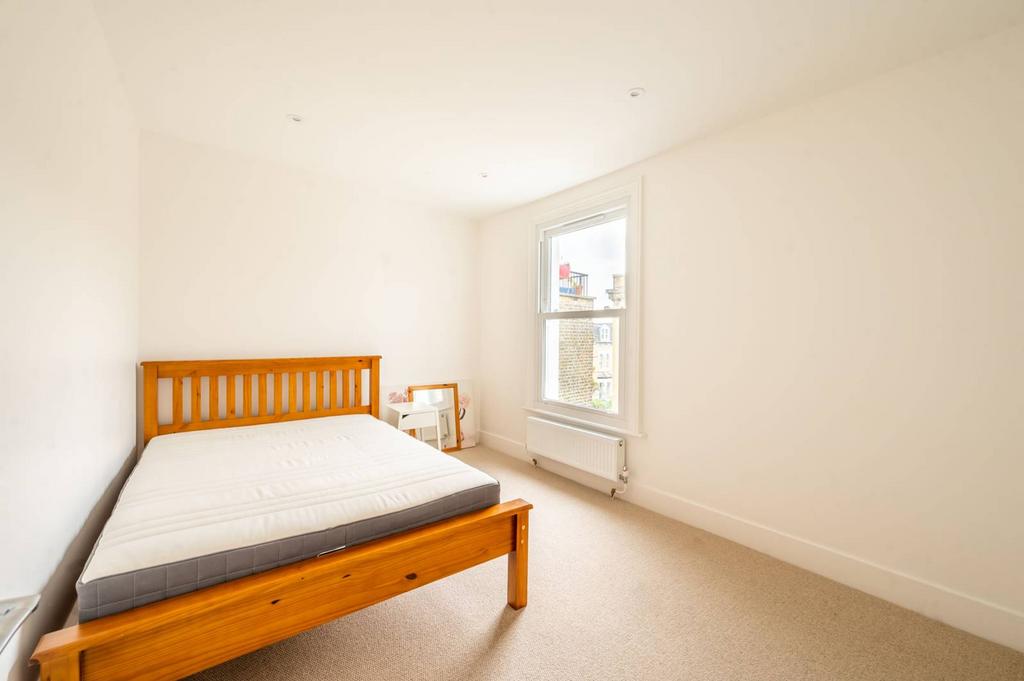 Bishops Road, Fulham, London, SW6 2 bed flat to rent - £6,067 pcm (£ ...