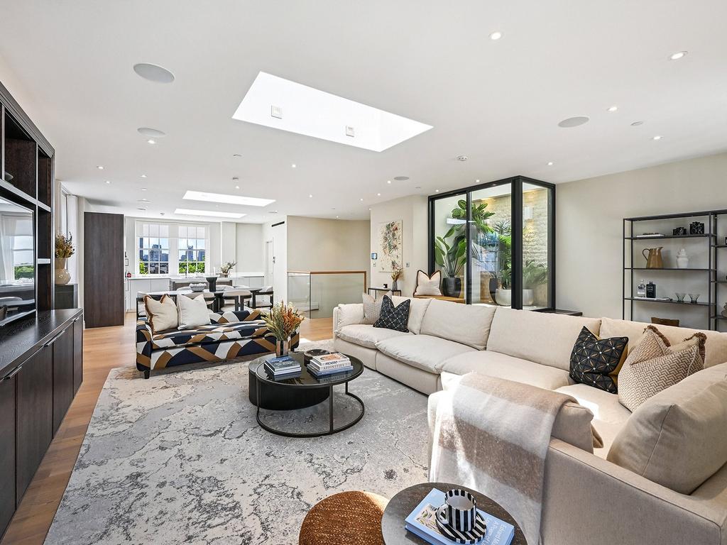 Strand Chambers, Strand, WC2R 3 bed penthouse for sale - £2,850,000