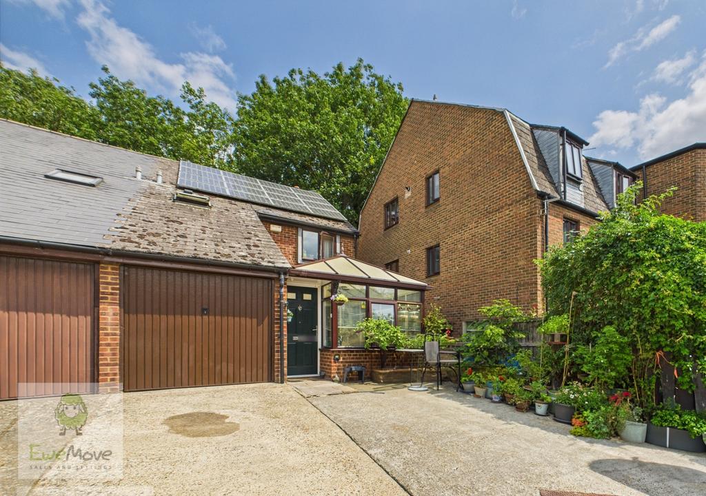 Margetts Place, Lower Upnor... 3 bed semi-detached house for sale - £ ...