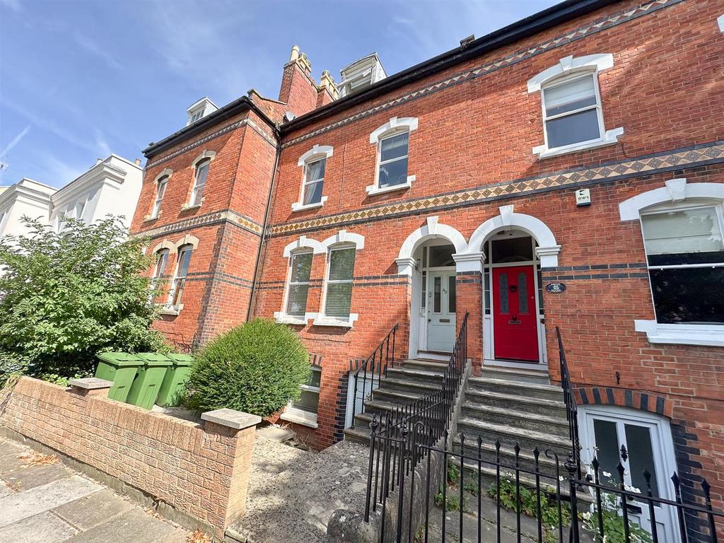 St. Lukes, Cheltenham GL53 7JJ 1 bed flat - £995 pcm (£230 pw)