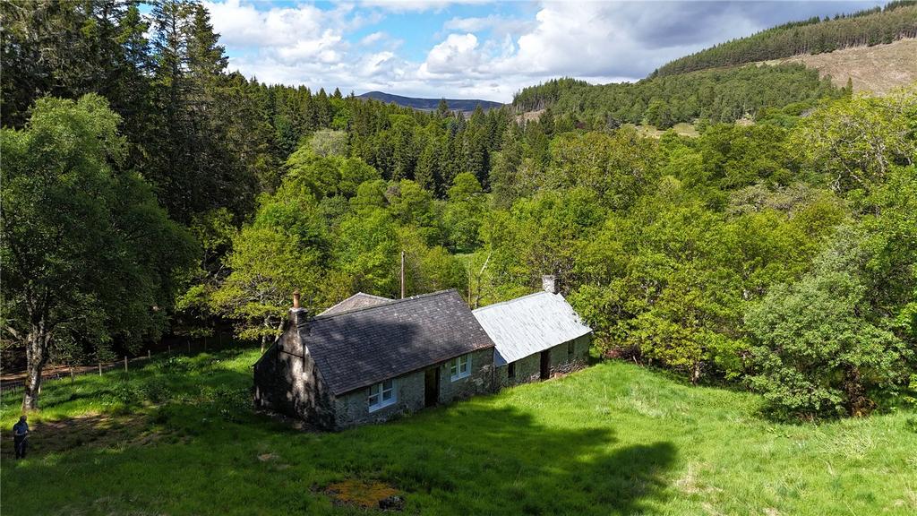 Braeshalloch, Glenprosen, Kirriemuir... Land - £180,000